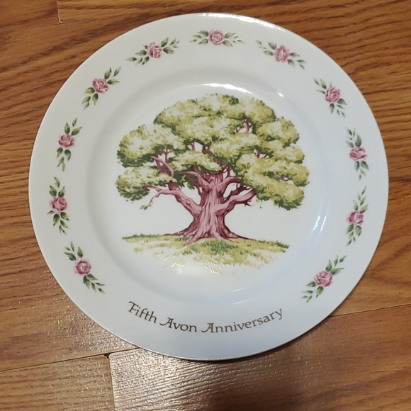 Avon | Dining | Avon Fifth Anniversary Plate | Poshmark